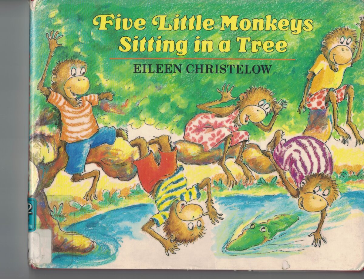 Five Little Monkeys Sitting in a Tree - Santa Visits USA